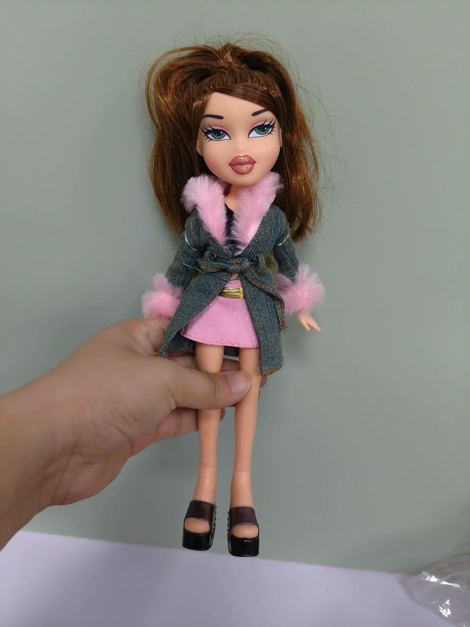 Bratz Головы для кукол, одежда Розовый, Персиковый цвет