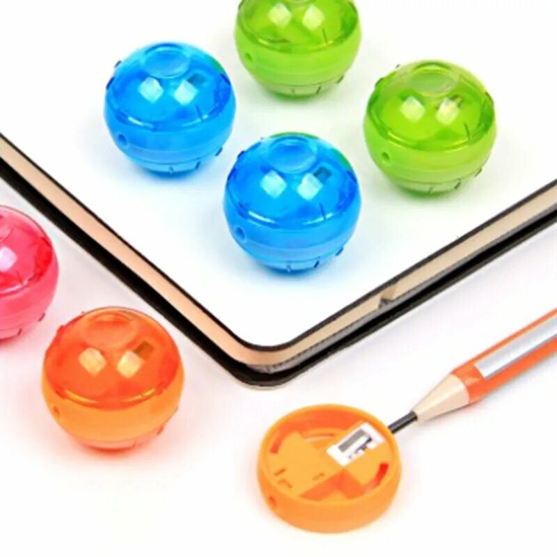 (продаются 2 штуки разных цветов) Симпатичная специальная сферическая точилка для карандашей с двумя отверстиями