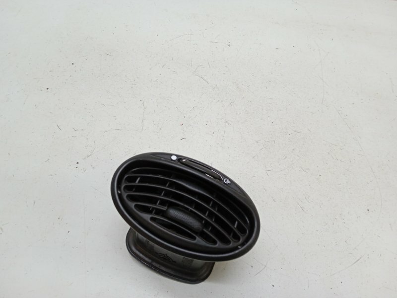 Б/У Форд Фокус 1 Дефлектор воздушный Ford Focus 2005 1, DFW 144600 FORD арт. 98AB19893AKW