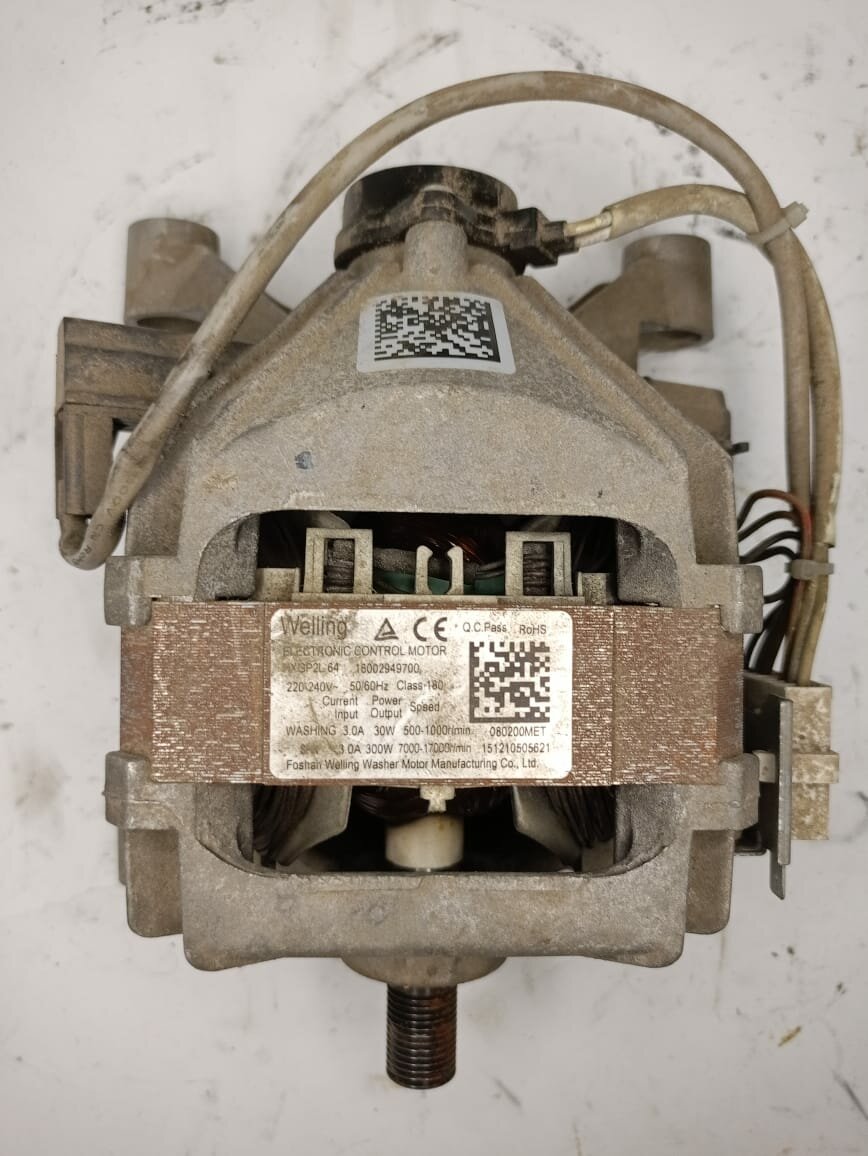 15 Двигатель для стиральной машины Indesit 16002949700 б/у