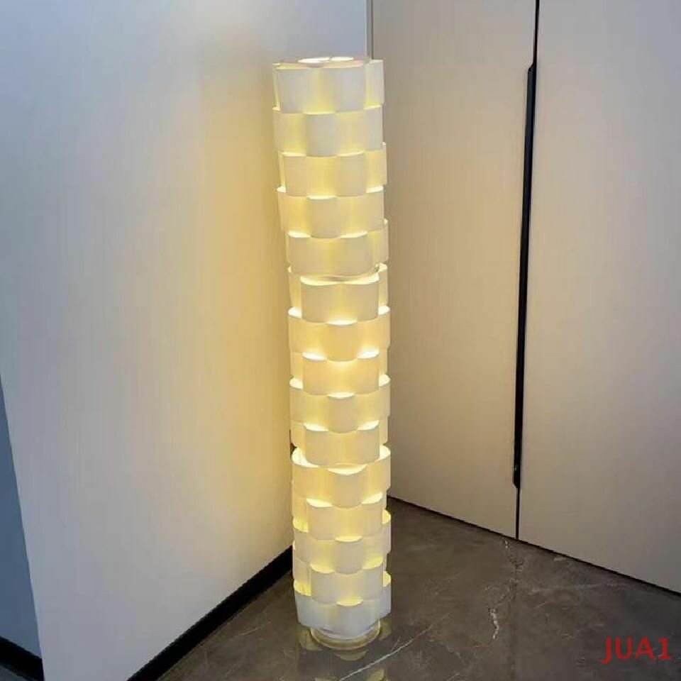 Полный торшер трех цветов