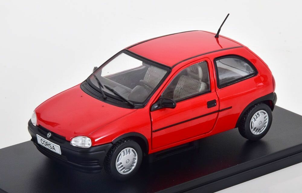 OPEL Corsa B 1993 Red, масштабная модель коллекционная