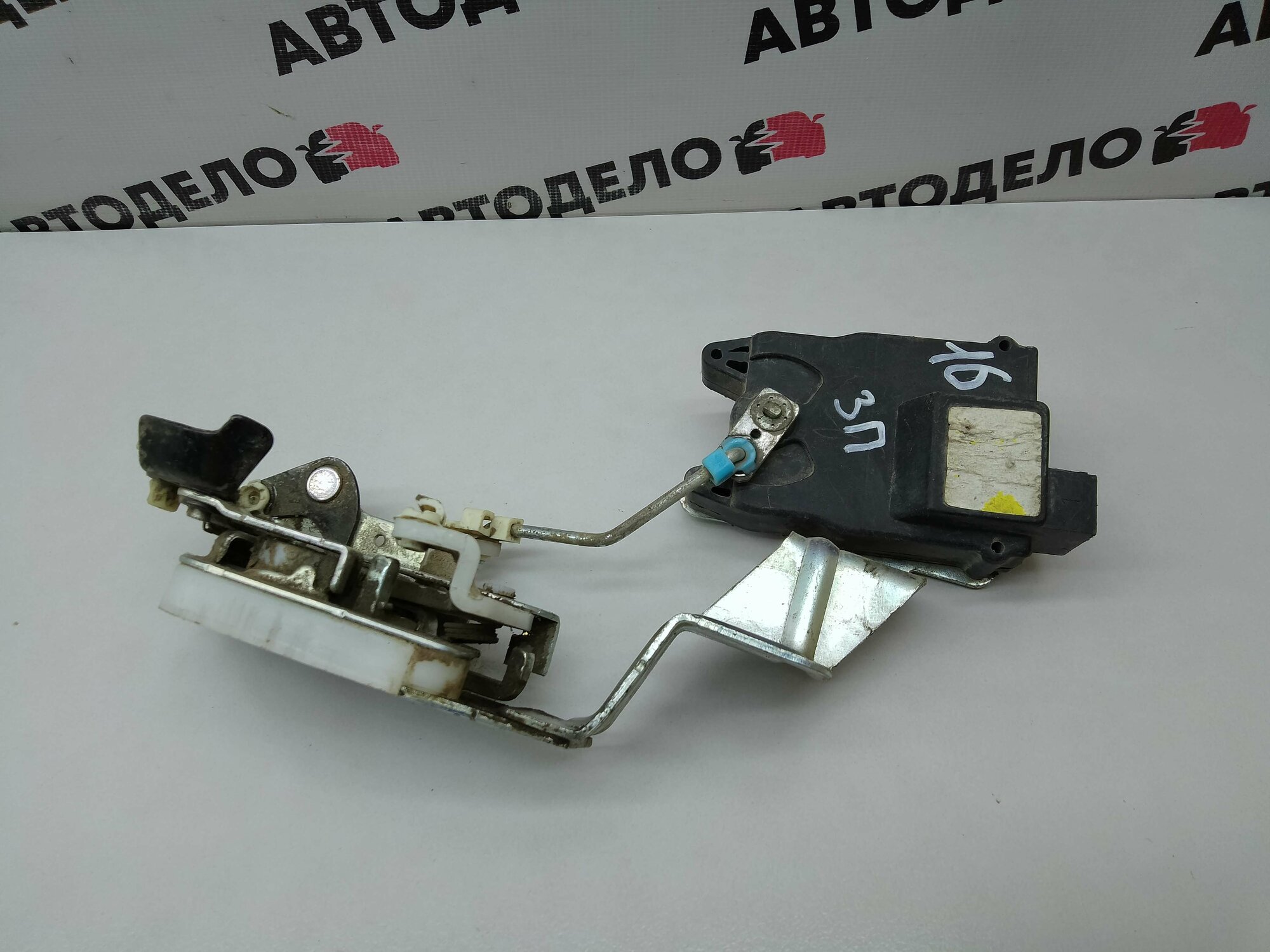 Замок двери з/п Matiz, Spark