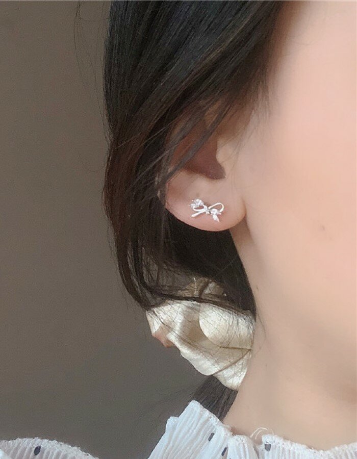 Серьги пусеты, циркон