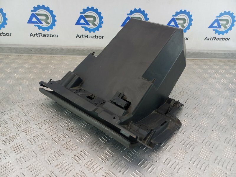 Б/У Бардачок Ford C-Max 1 / Форд С-Макс 1 2.0 AODA 145.5 Л.С 2005