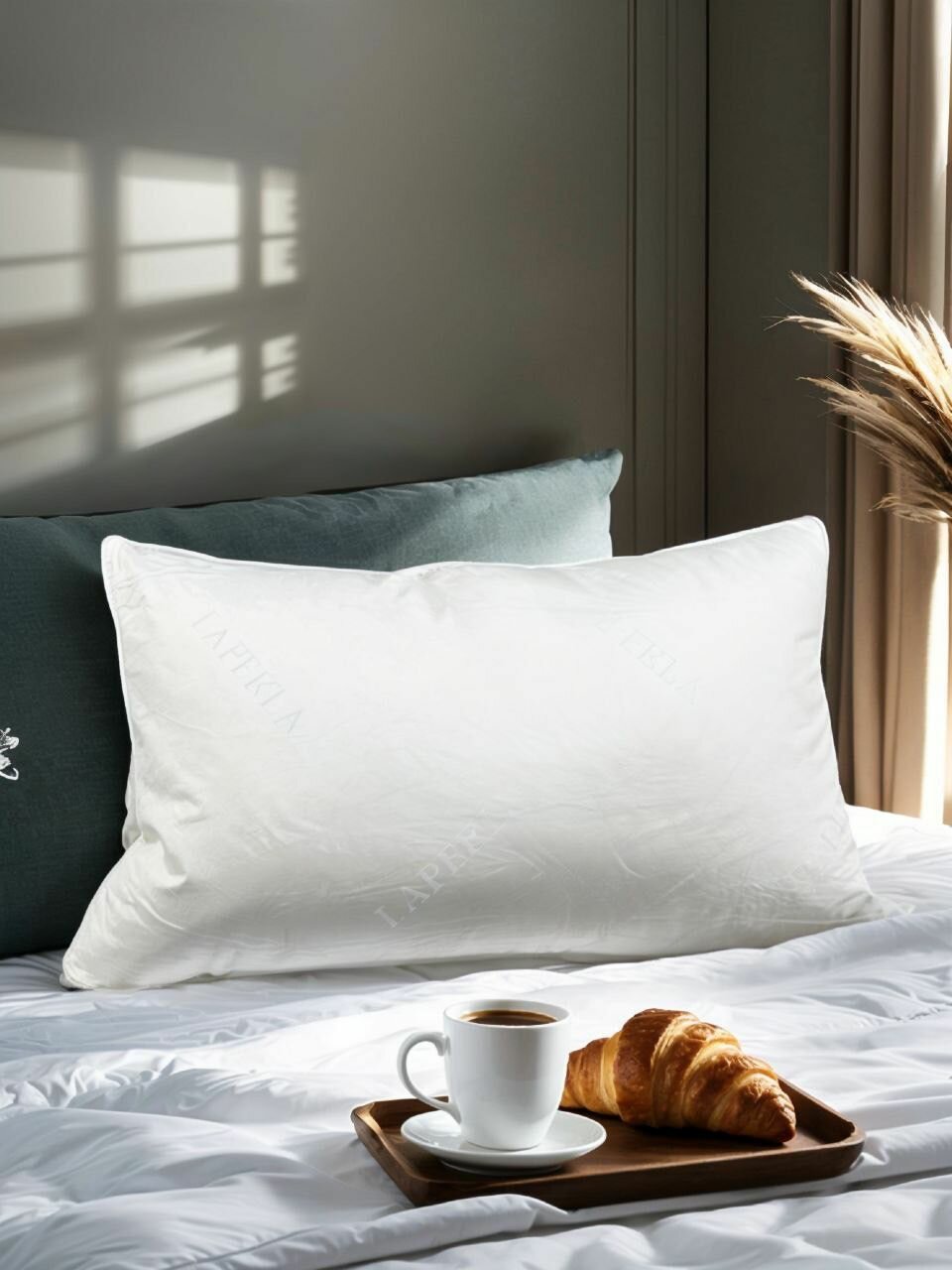 Подушка 50x70 La Perla анатомическая гипоаллергенная для сна белая