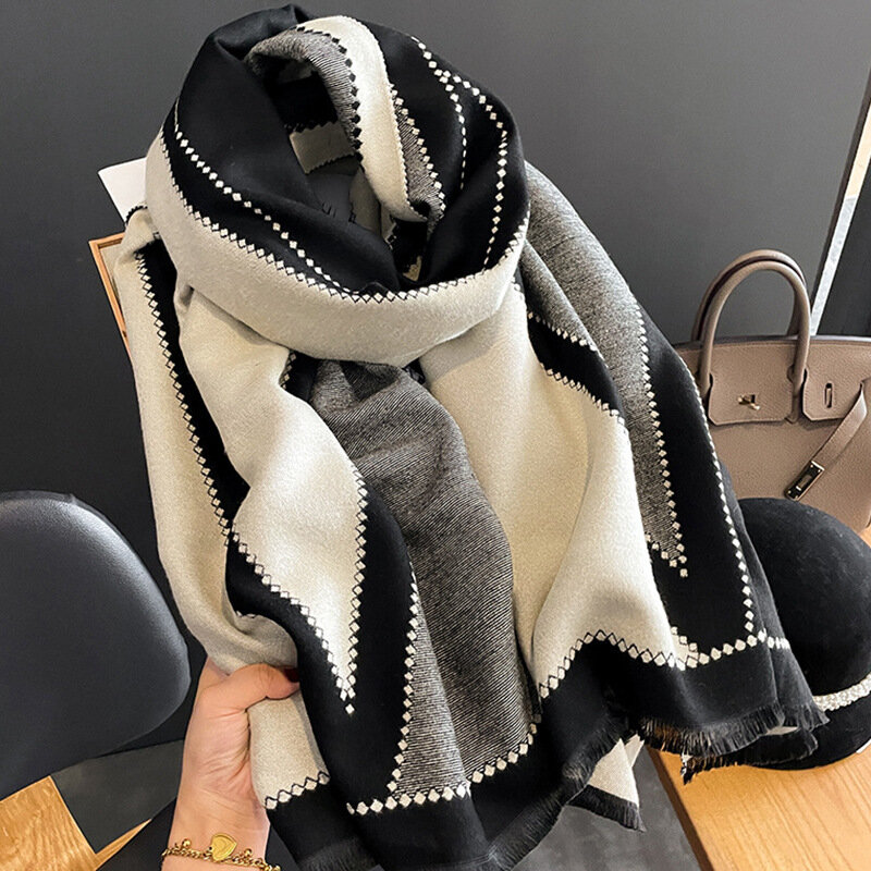 Шарф для женщин