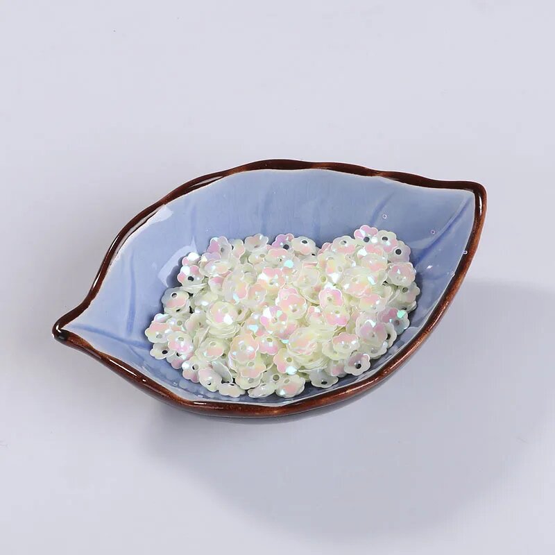 Белые блестки цветок сливы isequins 6 мм/8 мм/10 мм 8mm 360pcs 10g, AB Milk