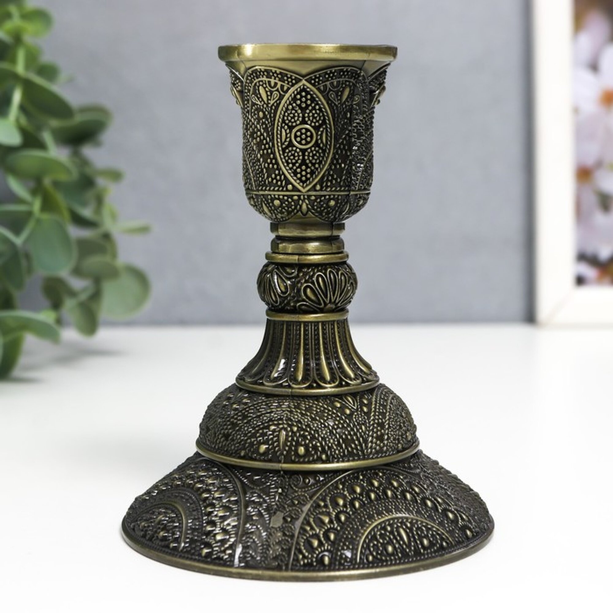 Подсвечник Сима-ленд "Раджа", настольный, металл, 1 свеча, бронзовый