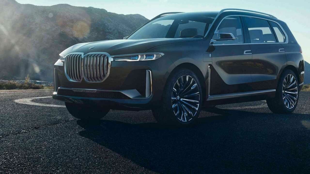 Картина на холсте 110x60 LinxOne "БМВ" интерьерная для дома / на стену / на кухню / с подрамником