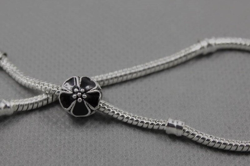 Шарм, металл