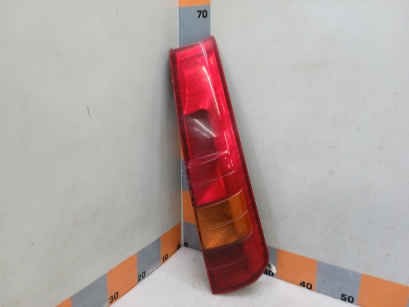 Б/У после 1999 года, оригинал, Мицубиси РВР 2 Фонарь задний правый Mitsubishi RVR 2000 2, N71W 298655 MITSUBISHI арт. MR391780