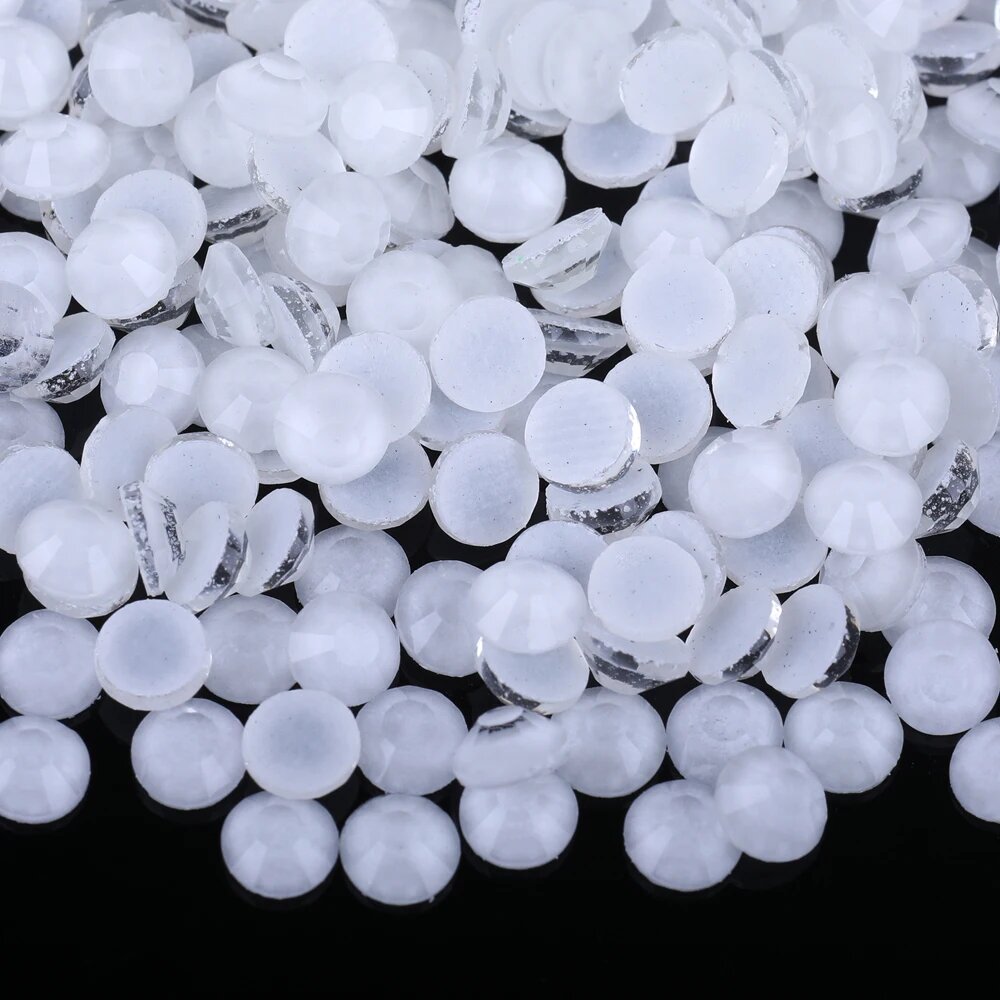 Неоновые кристаллы для вышивания многоцветные Белый, ss30-288pcs, White