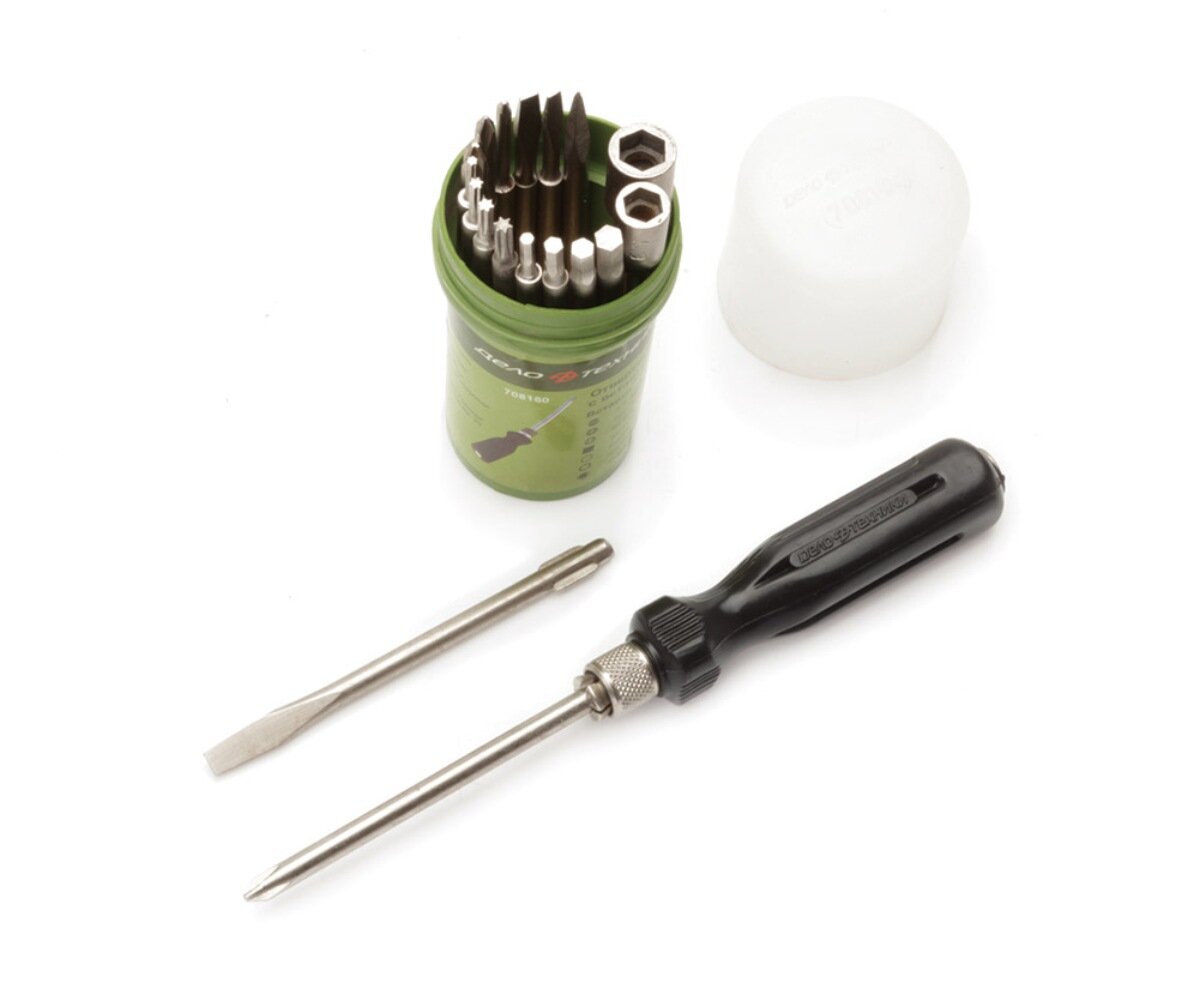 Отвёртка цанговая со вставками, 18предм, Дело Техники, 708180