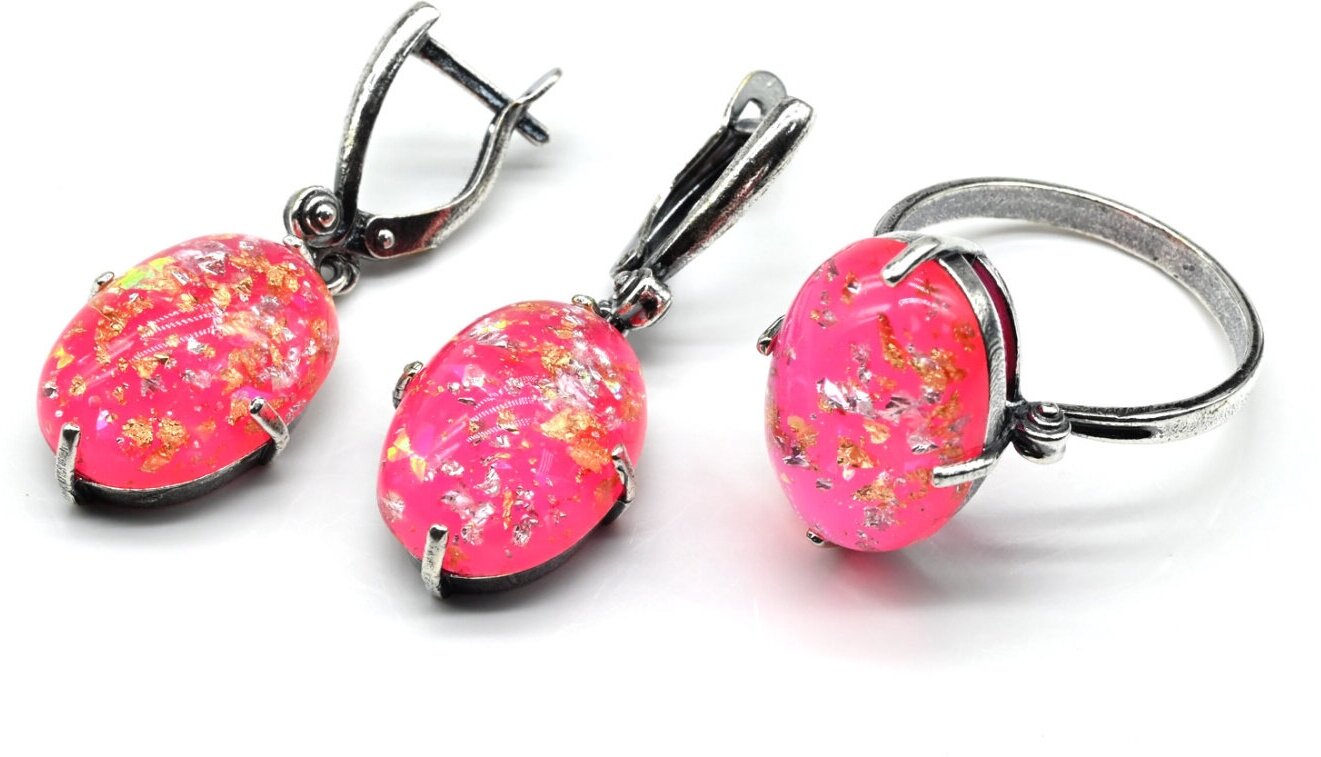 Комплект бижутерии: кольцо, серьги, опал