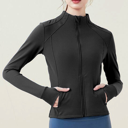 Куртка спортивная