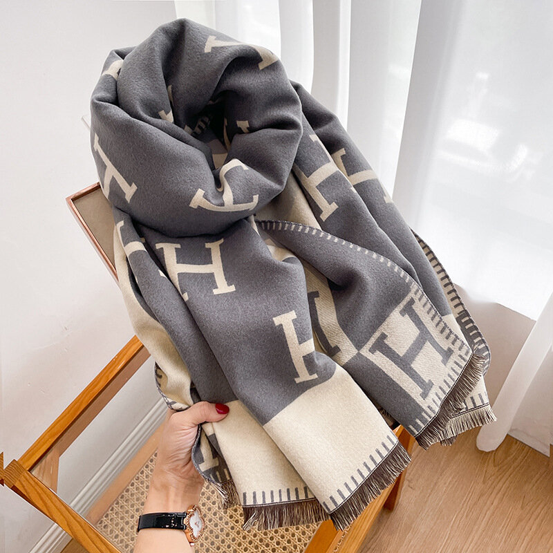 Шарф для женщин