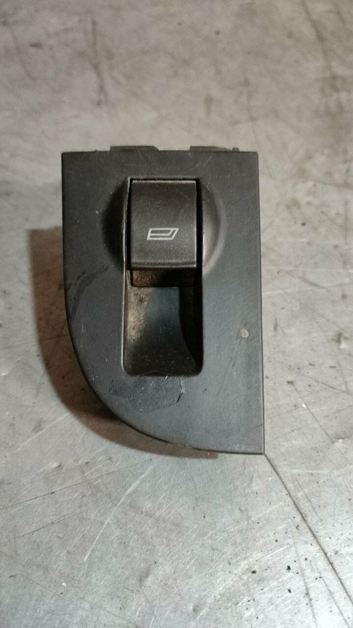 Кнопка стеклоподъемника двери Audi A6 C5 2000 4B0959855