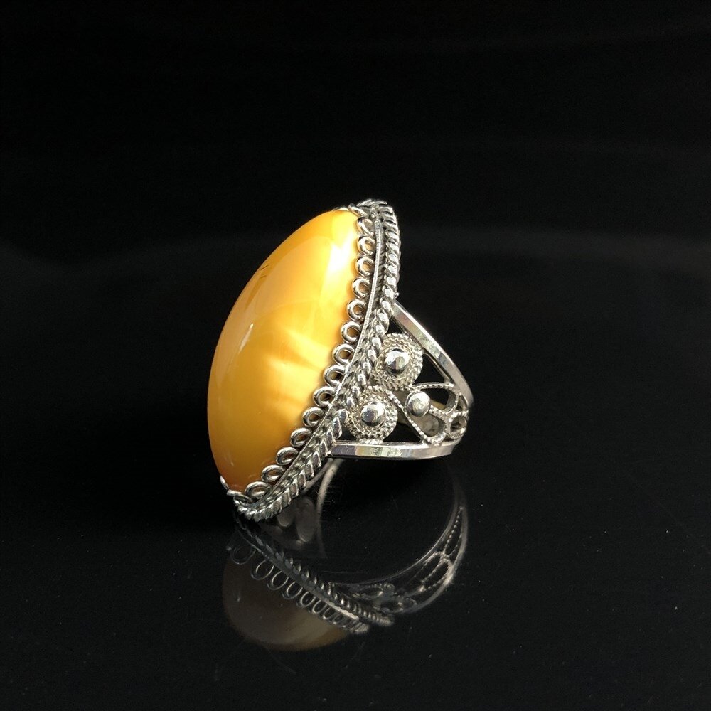 Винтажное кольцо с натуральным природным янтарем, СССР, 1980-е гг.