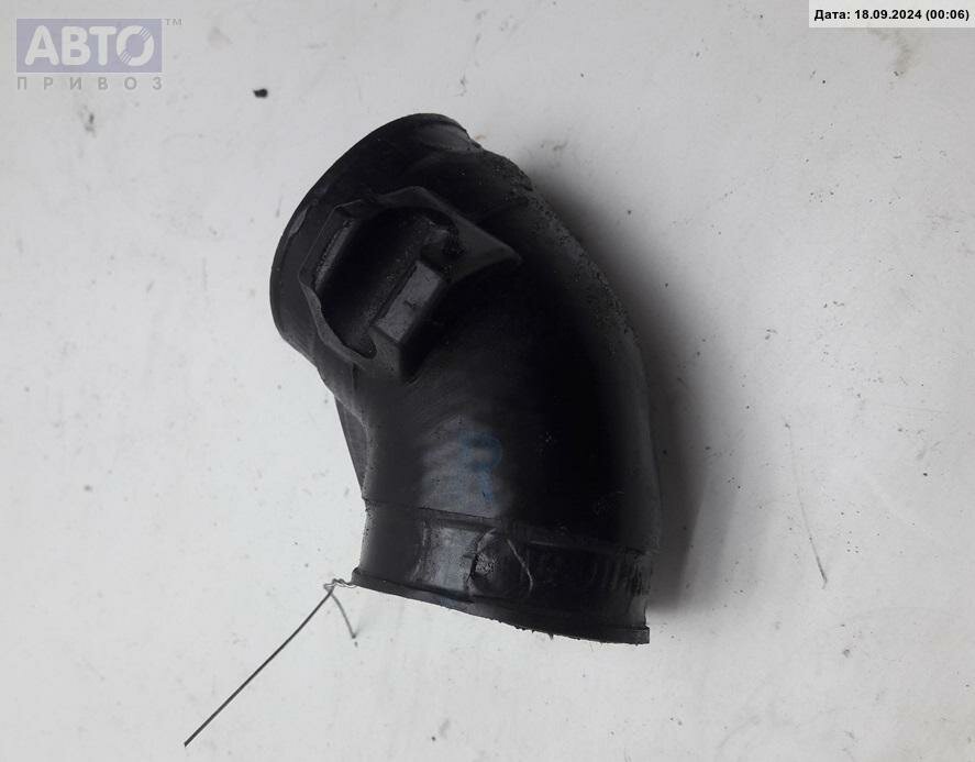 Патрубок интеркулера Volkswagen Passat B5