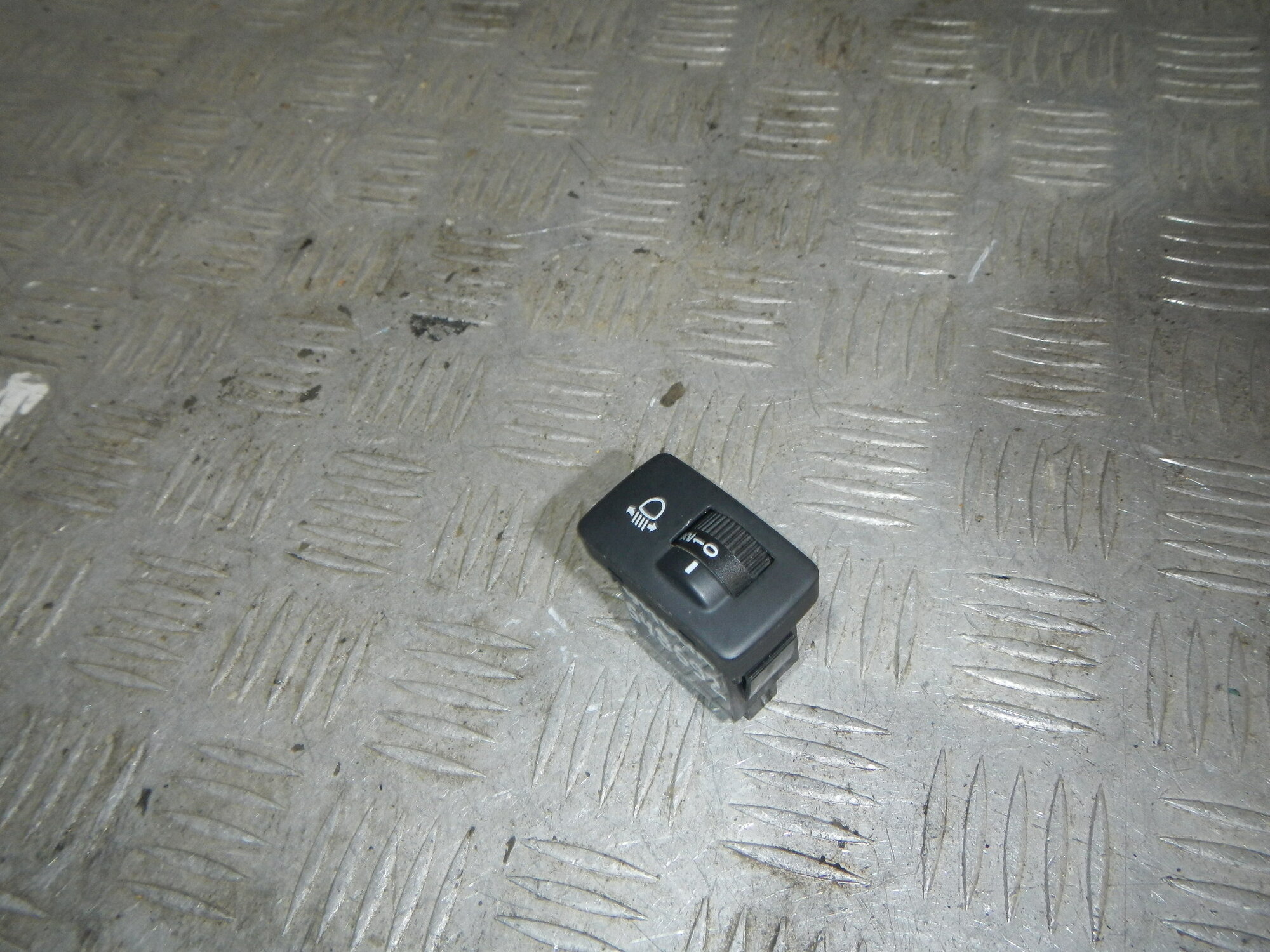 Б/У Кнопка корректора фар, Honda (Хонда)-CIVIC 4D (06-12) HONDA CIVIC 4D (06-12) Потертости. 548692 HONDA арт. 35820SNB003