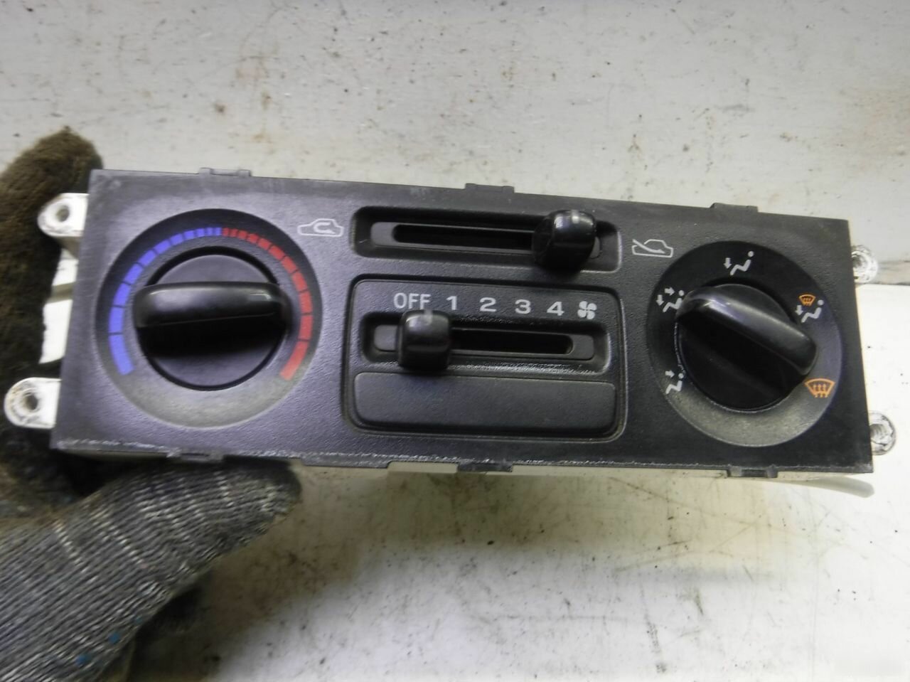 Блок управления отопителем Subaru Impreza GC/GF (1992—2000)