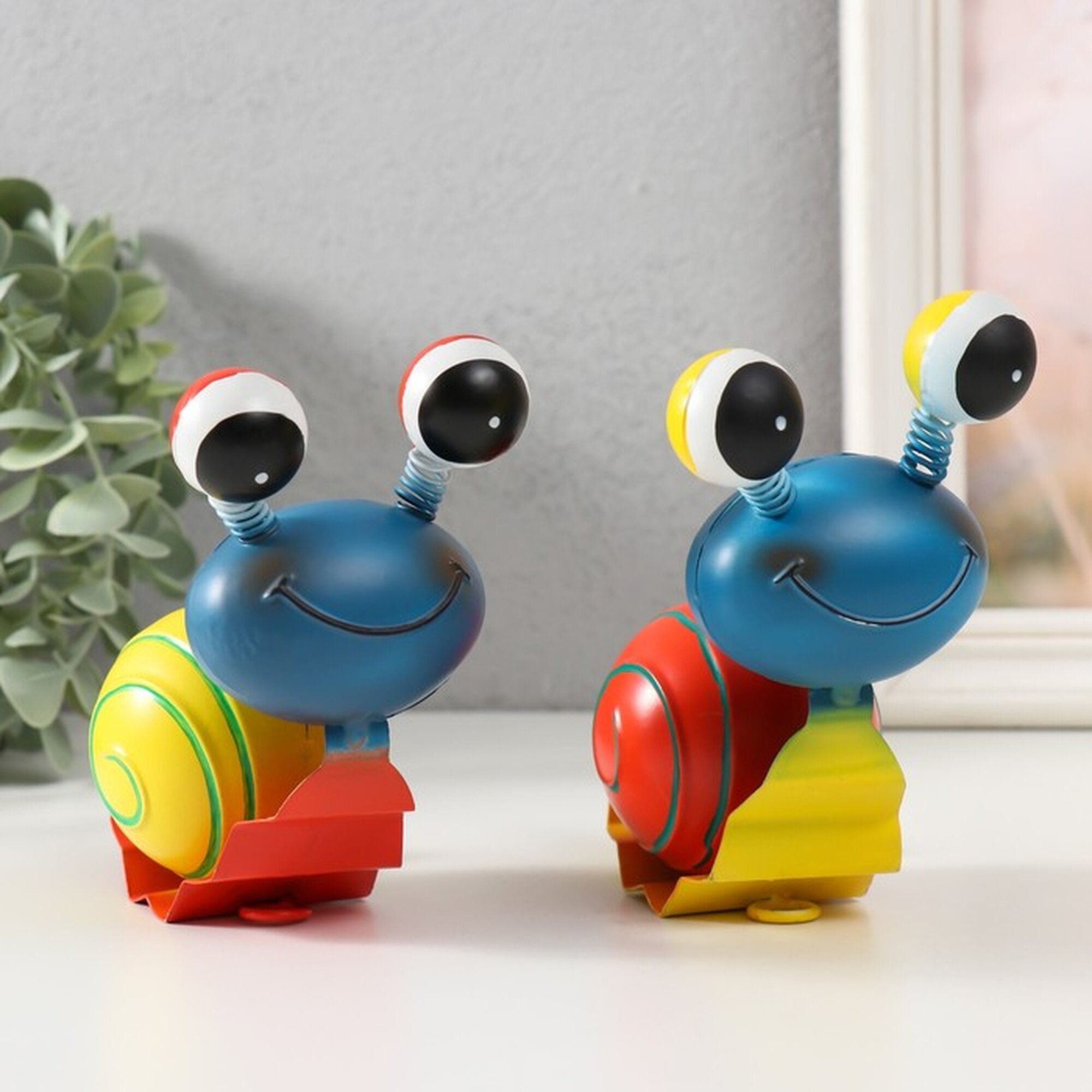 Статуэтка ONLITOP "Улыбчивая улитка", металл, 15 x 6,5 x 12 см