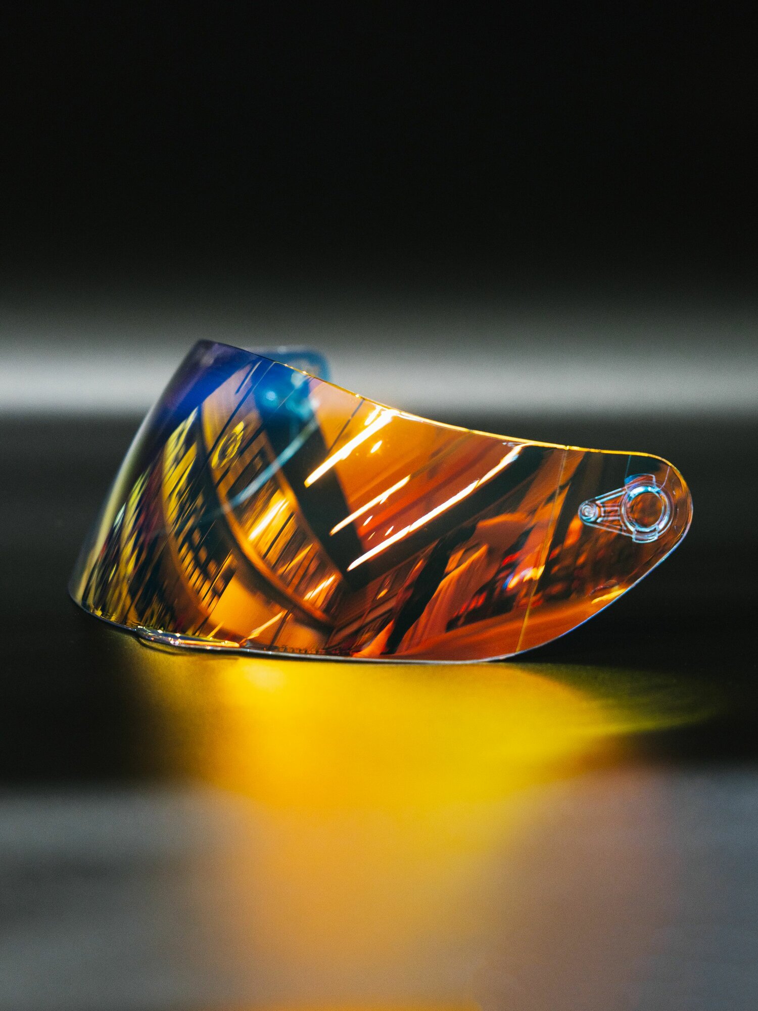 Визор SHOCK R1 JK 316-1, для дорожного мотошлема, ABS пластик, красный