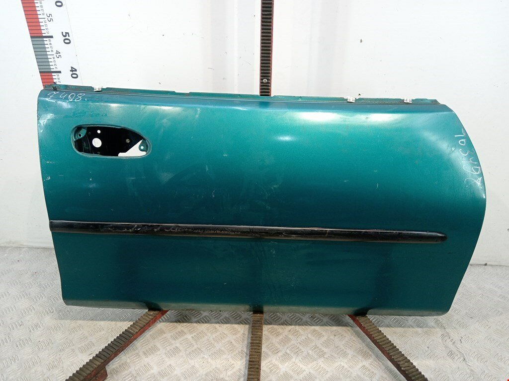 Дверь передняя правая Mazda 323 BA BR7058020R арт. 2253118