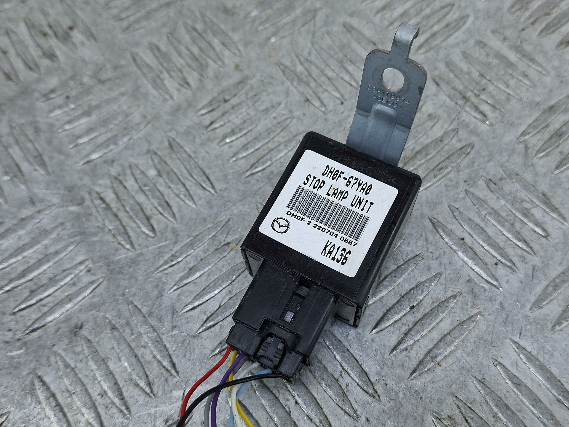Блок управления светом Mazda 6 3 2-й рест. 2020 DH0F67YA0