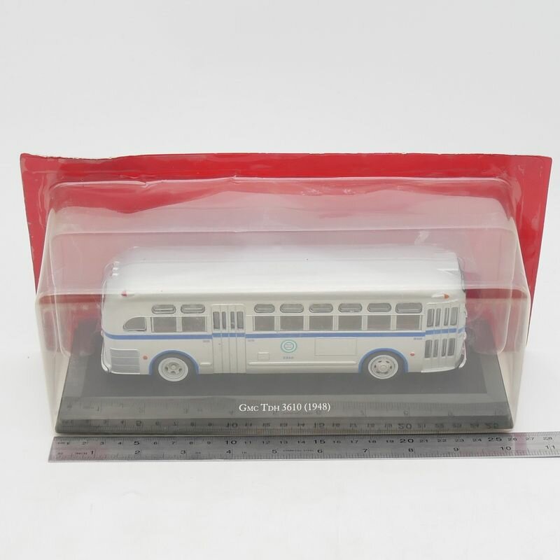 Модель автомобиля GMC TDH 3610 1948 General Motors Jim West Bus в масштабе 1:43, изготовленная из литого под давлением металла.