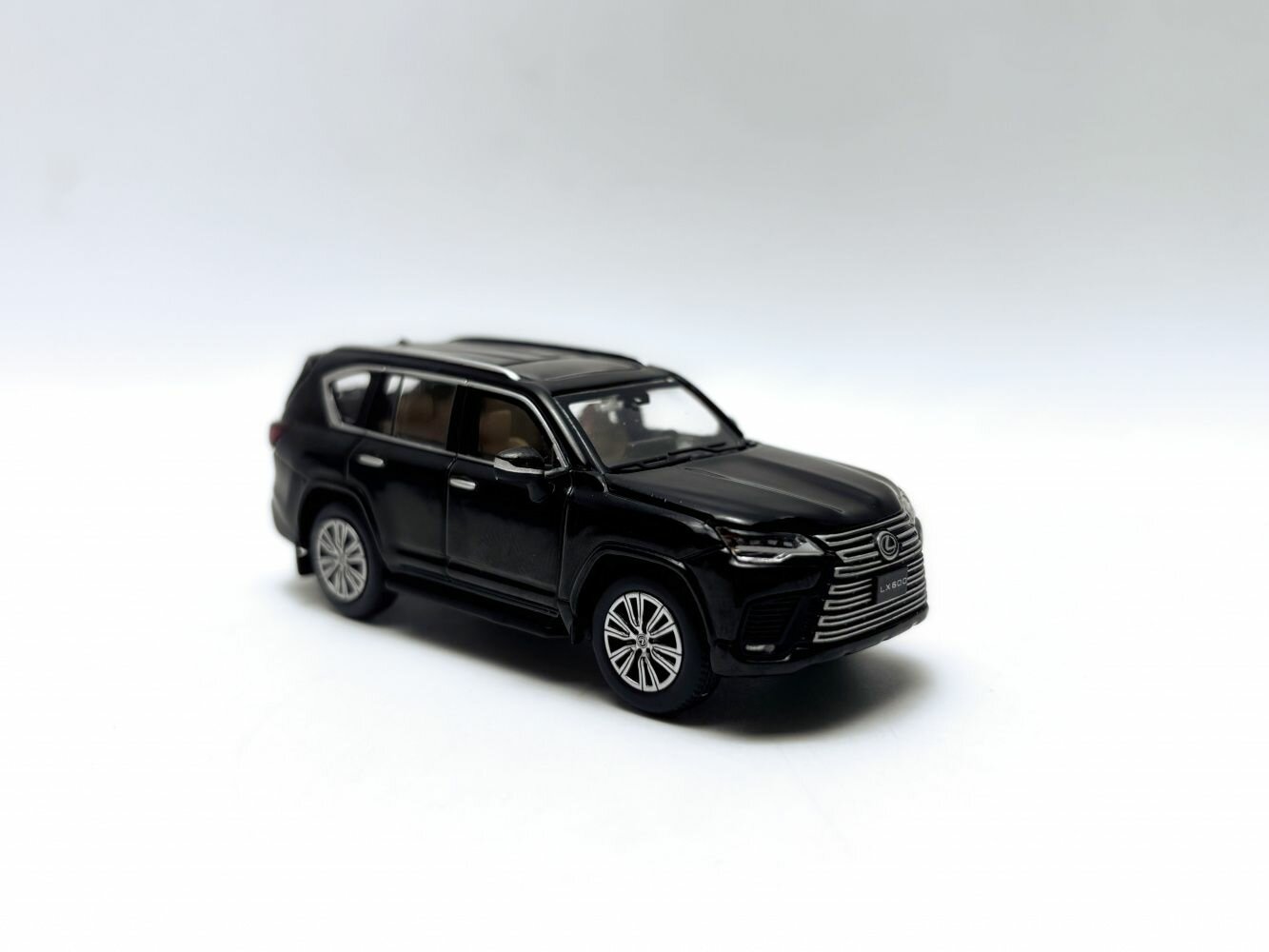 GCD 1/64 Lexus 2021 LX600 SUV Литая модель автомобиля
