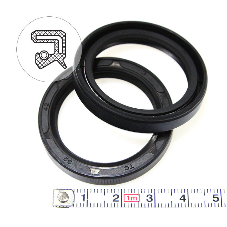 Манжета армированная (Сальник) 32х42х7 (тип 2 / TC) 70NBR (упаковка 2 шт.)