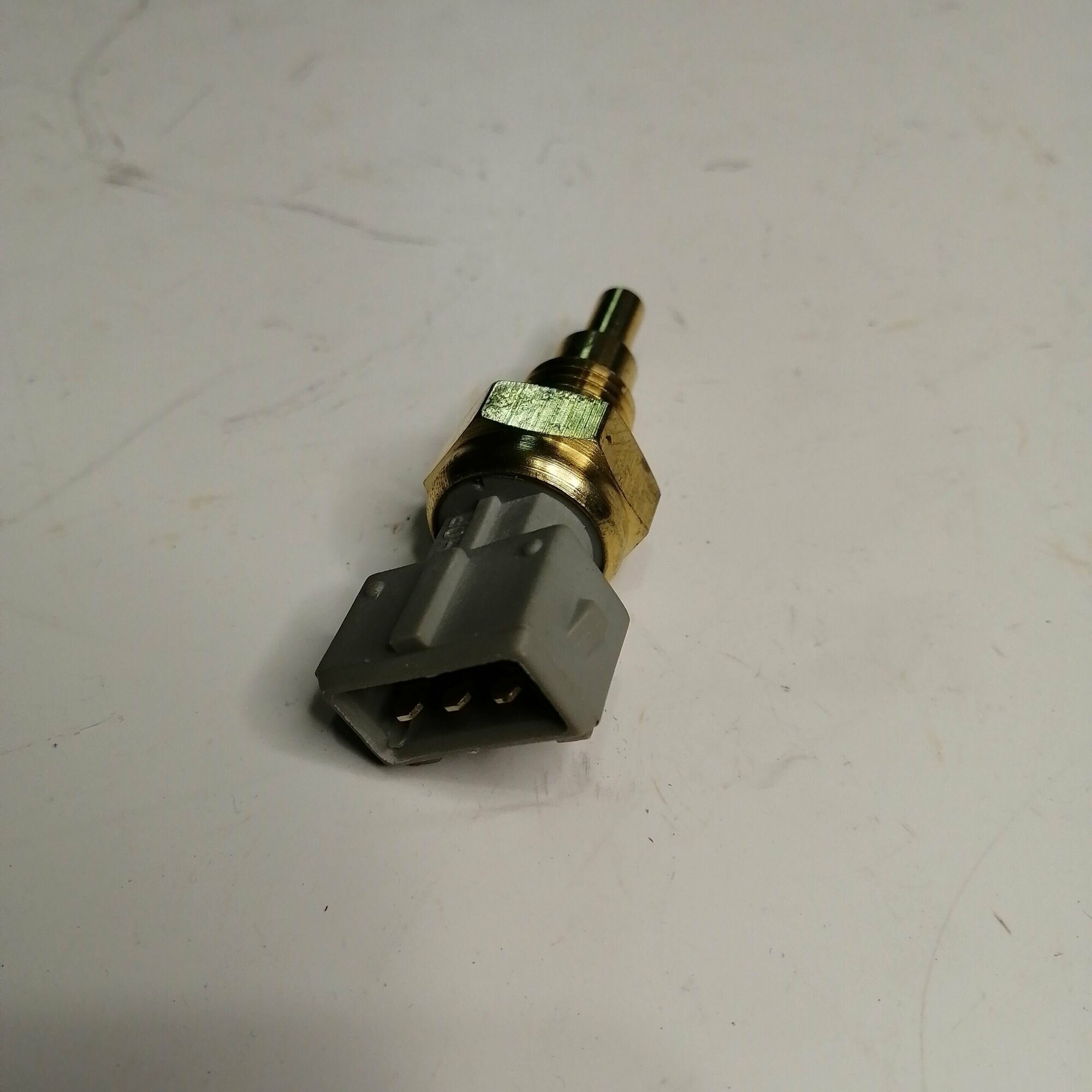 Датчик температуры охлаждающей жидкости Lifan Solano 2 (650) [1.8 16V CVT седан]