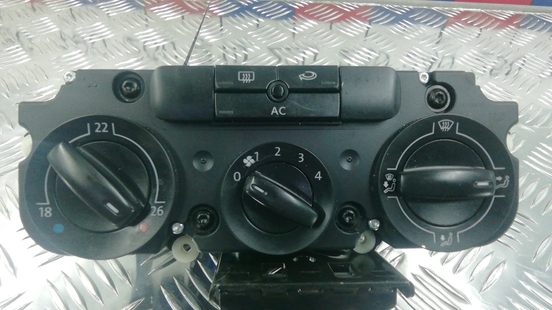 Блок управления печки и климат-контроля VOLKSWAGEN PASSAT B6