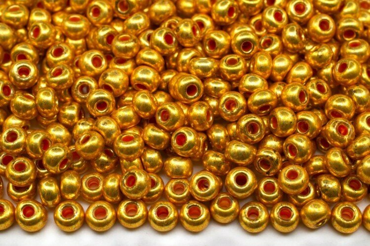 Бисер чешский PRECIOSA круглый 6/0 18581 золотистой металлик, 50г