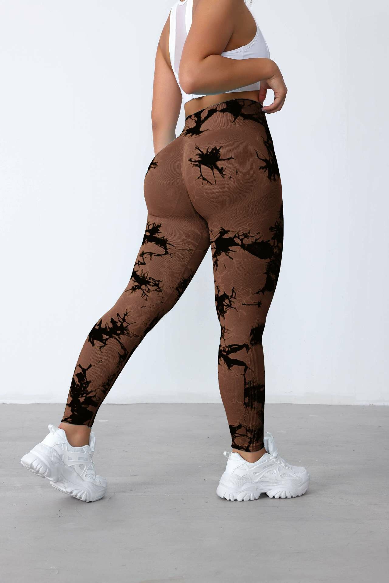 Брюки спортивные