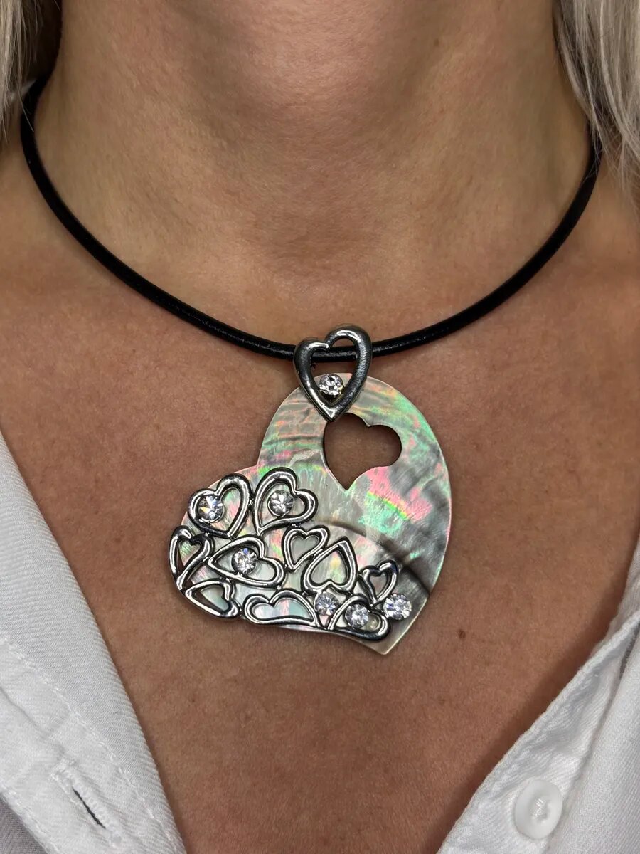 Комплект бижутерии: серьги, колье, перламутр синтетический