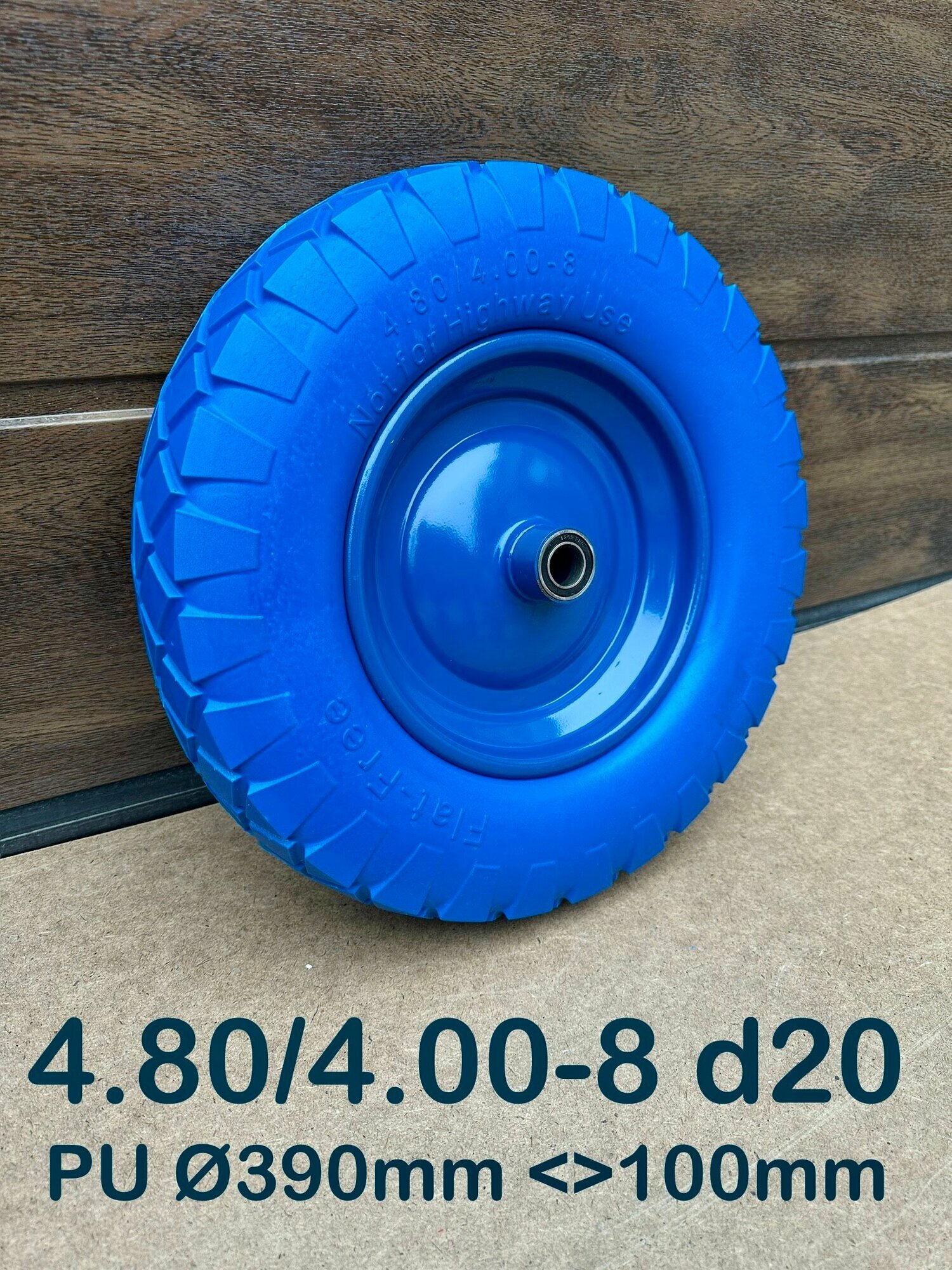 Колесо для двухколесной тачки полиуретановое литое Nord Profi PU 4.80/4.00 d20, не прокалываемое, диаметр 400мм, подшипник 20мм, ступица 90мм, синее.