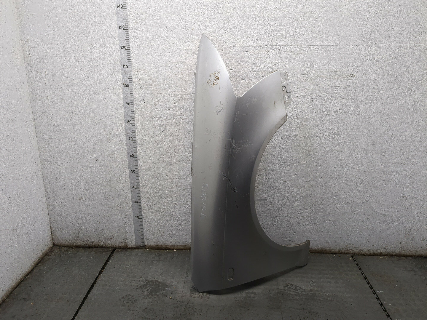 Крыло правое переднее Audi A6 (C6) Б/У