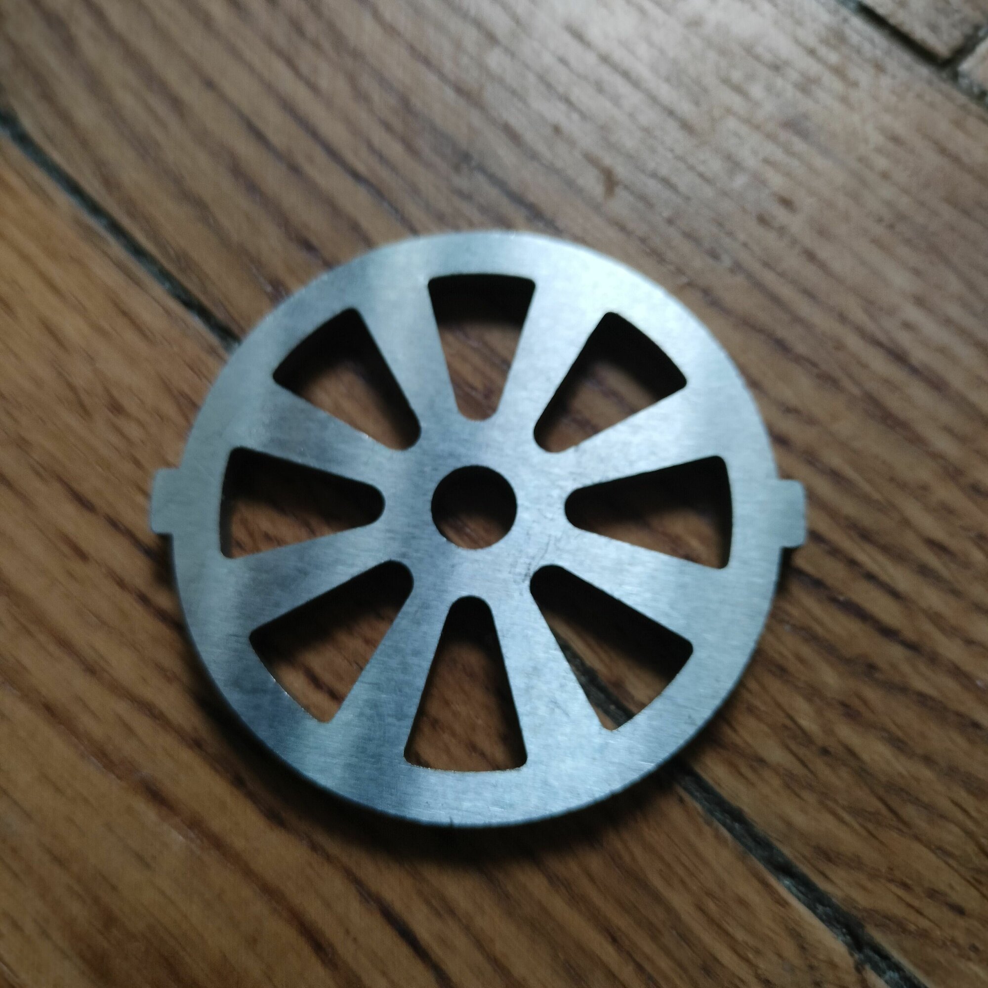 Решетка №4 для мясорубки LENARDI 114-001, 114-002