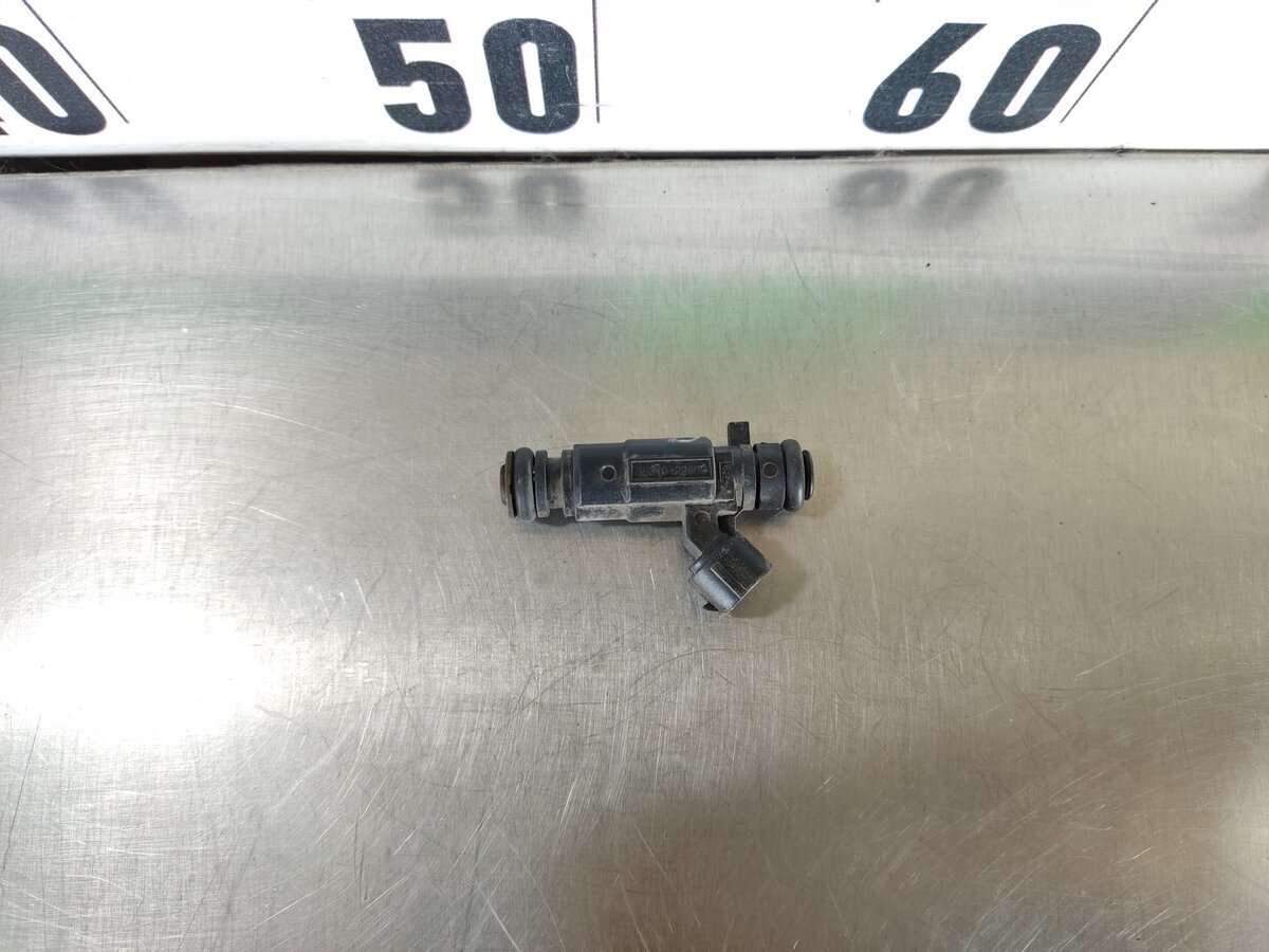Форсунка HYUNDAI Accent 2000-2012 9260930006