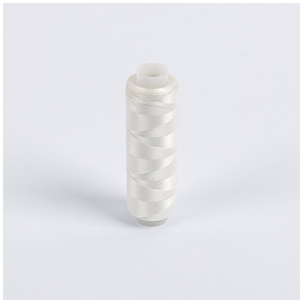 Нитки для вышивания "Gamma" люминесцентные (светящиеся в темноте) GDT-150/2 100% полиэстер 200 я 183 м №2 гр. белый