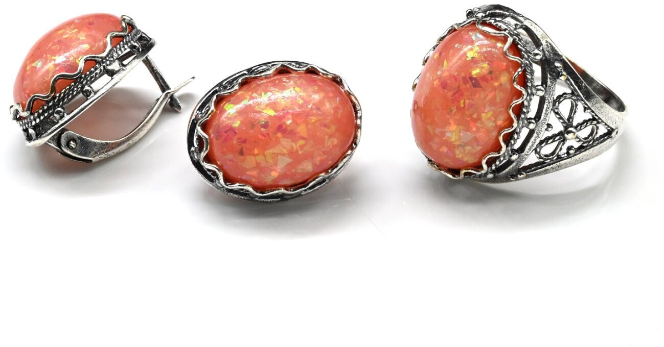 Комплект бижутерии: серьги, кольцо, опал