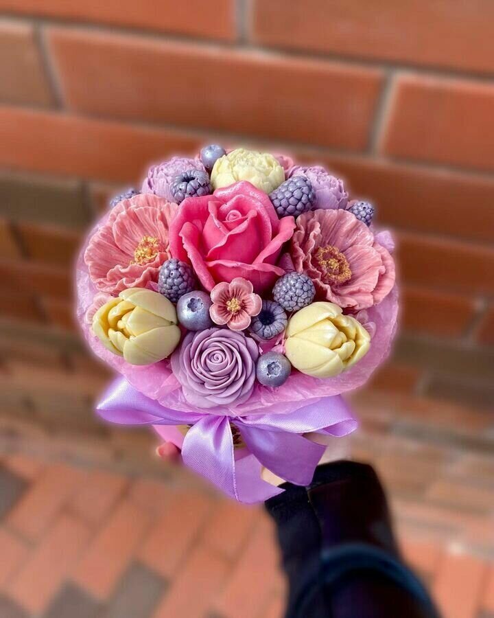 Шоколадный букет в коробке TDNebykovA TDNebykovA , белый шоколад, 350 г