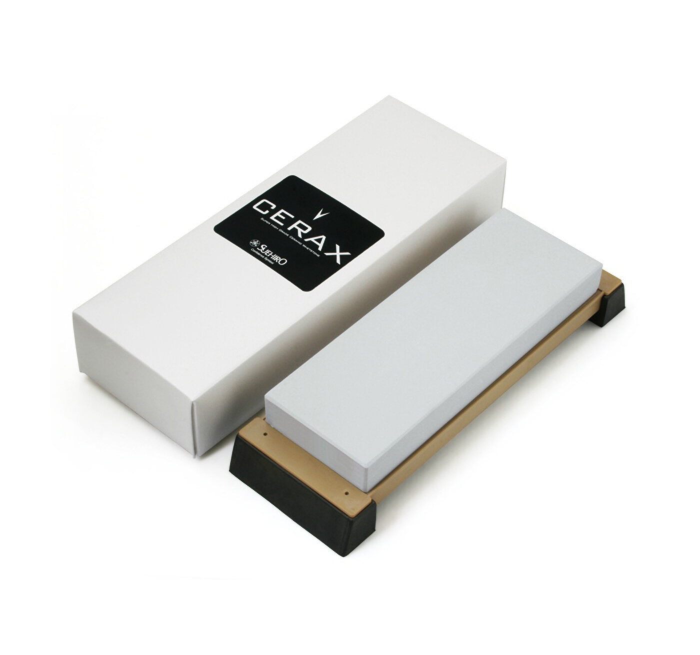 SUEHIRO CERAX Камень точильный #5000 205х73х23 на пластиковой подставке