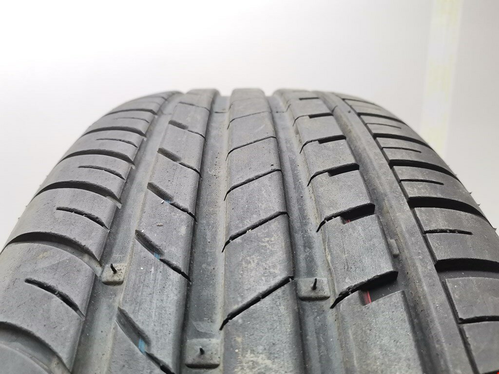 Шины Nissan Qashqai 1 215/55R18 арт. 1983138