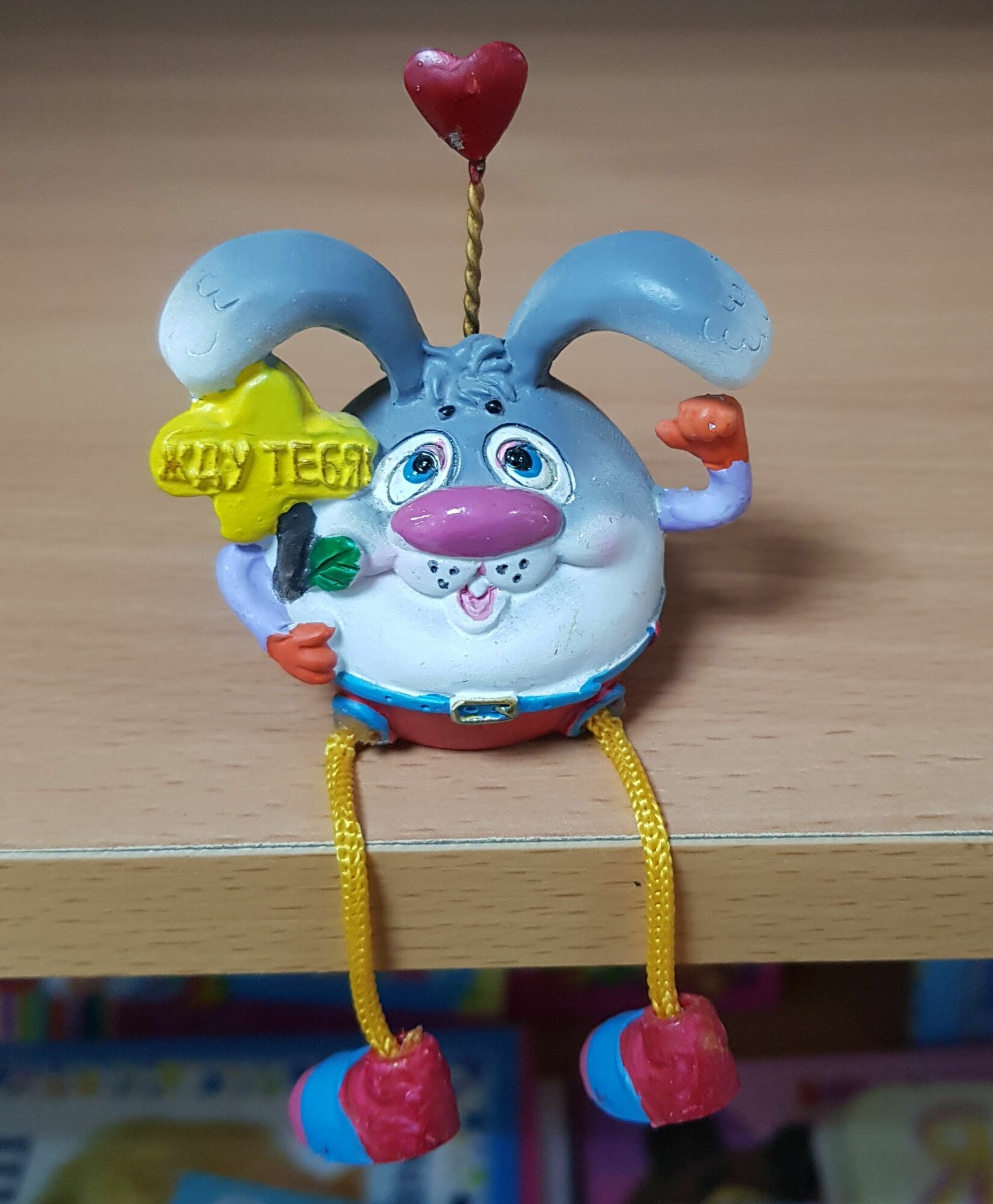 Фигурка декоративная "Кролик-Висячие Ножки" Жду Тебя 7х6х4,5см, полистоун, 1012А