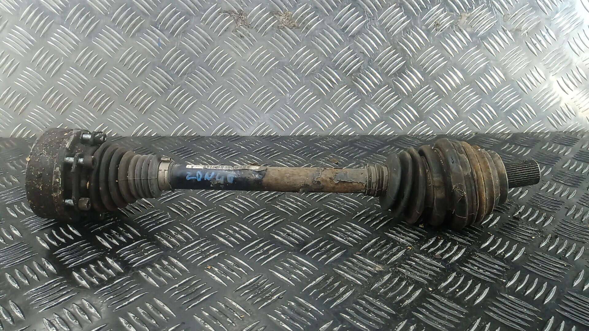 Привод передний левый VOLKSWAGEN PASSAT B6