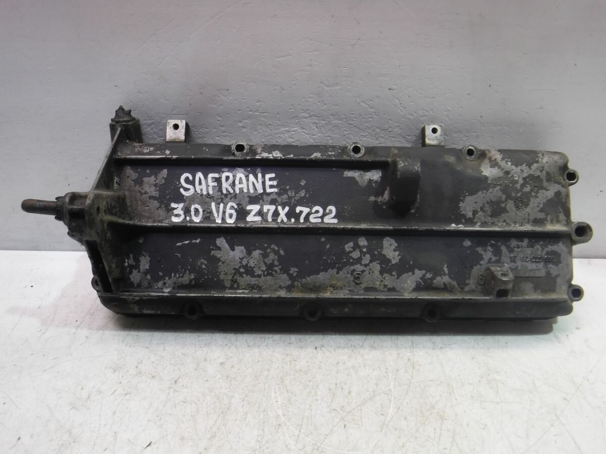 Крышка головки блока (клапанная) Renault Safrane I (1992—1996) 7700599668